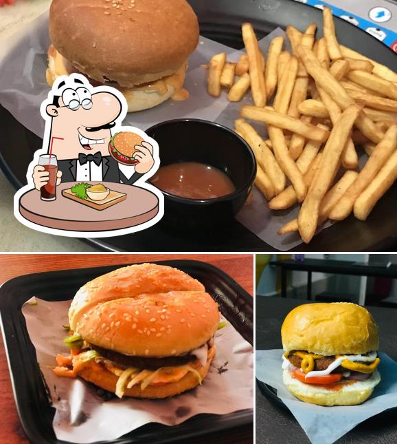 The Food Junction, Satara - Restaurant reviews