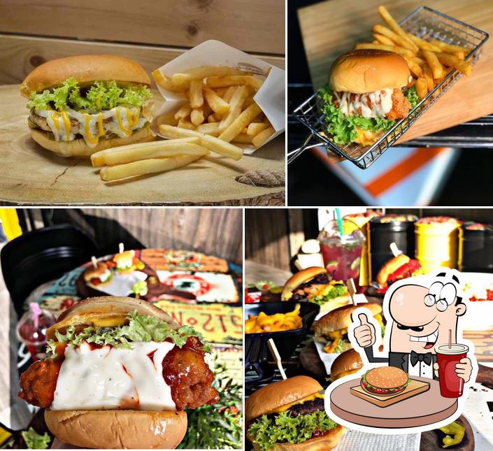 Traffic Burger ترافیک برجر restaurant, Abu Dhabi - Restaurant menu and ...