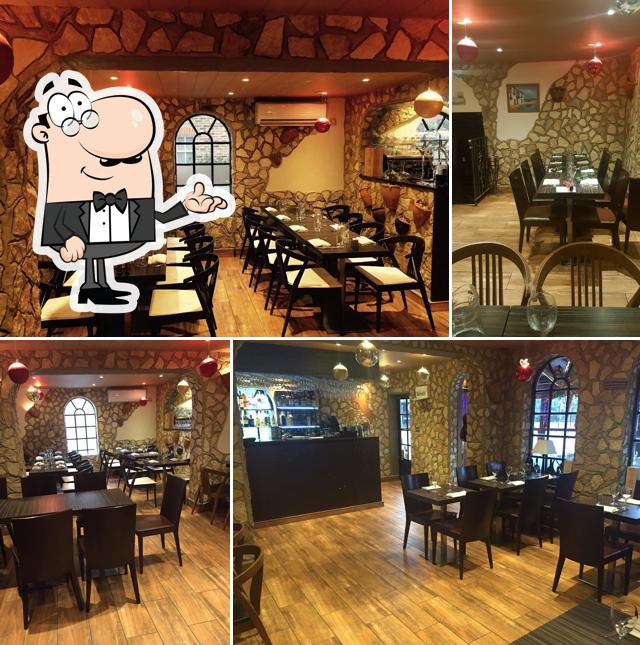 A CASA RESTAURANT in Cobham - Restaurant menu and reviews