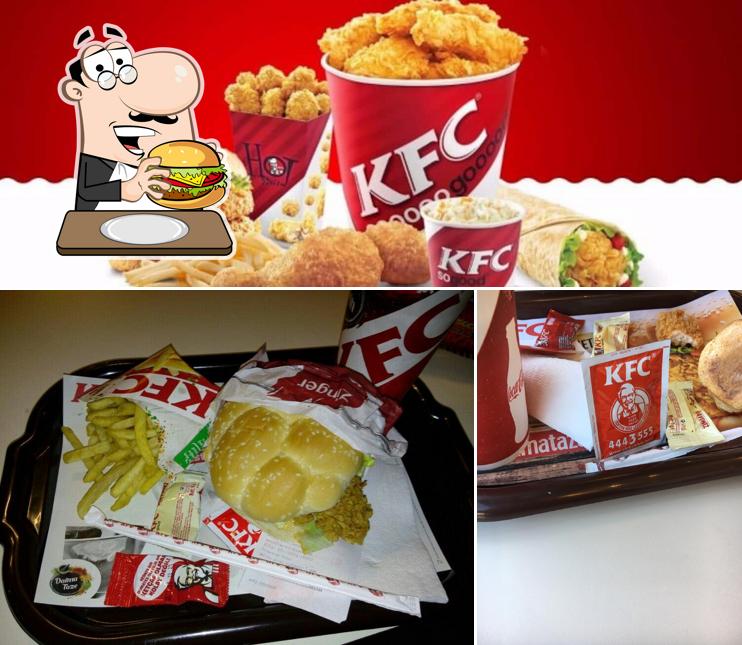 KFC, Istanbul, Halit Ziya Usakligil Cad. Carousel Alisveris ve Yasam ...