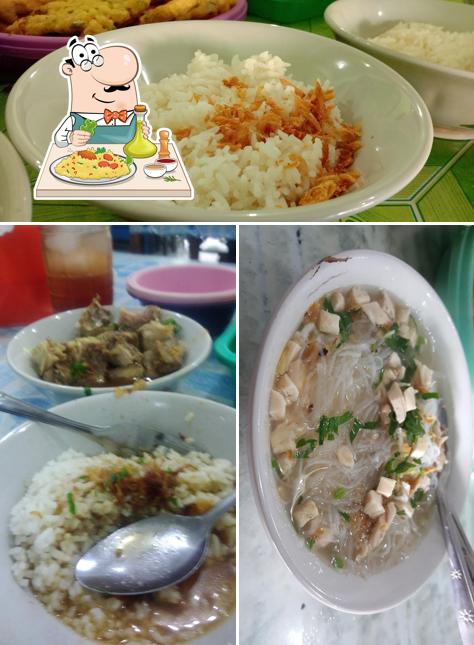 Sop Ayam Pak Min Klaten, Sidoarjo - Restaurant menu, prices and reviews