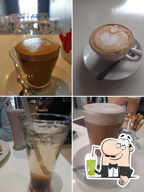 District Cafe, Cape Town - Restaurant reviews