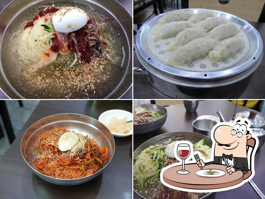 Seomyeon Milmyeon, Busan - Restaurant menu, prices and reviews