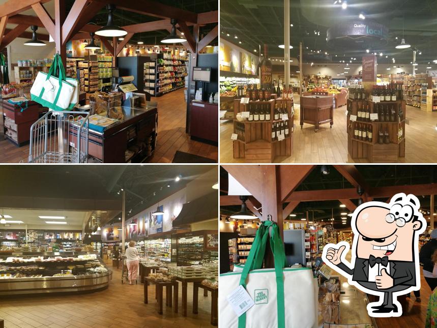 Best restaurants in Sutton Square Mall - Restaurant Guru