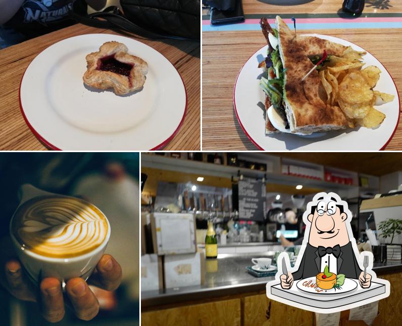 The Meteor Cafe, Bentonville - Restaurant menu, prices and reviews