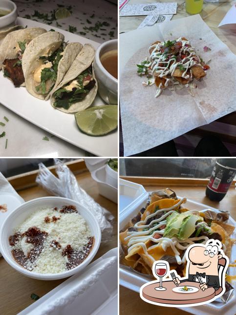 Dulce Vida Mexican Restaurant in Miami Beach - Restaurant menu and reviews