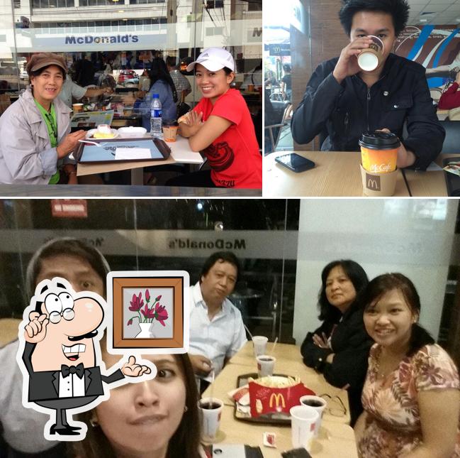 McDonald's restaurant, Baguio, Legarda Rd