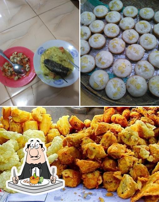 Aneka Gorengan "BUTIN" Blimbing restaurant, Paciran
