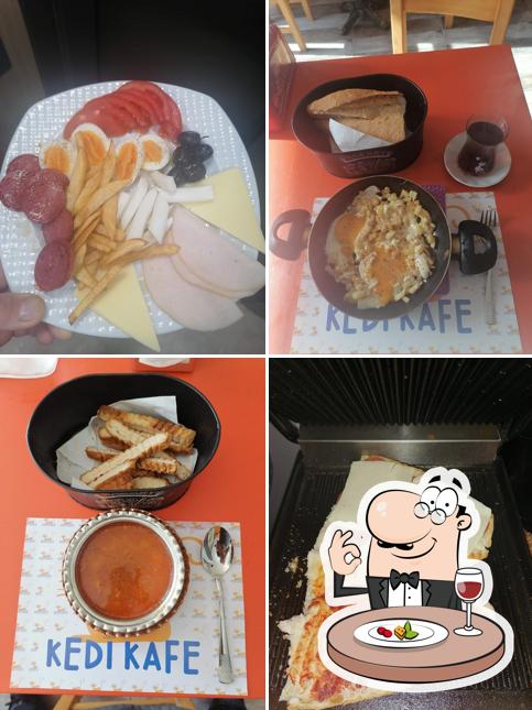 Kedi cafe, Istanbul - Restaurant menu, prices and reviews