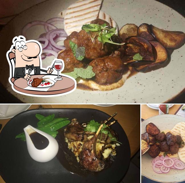 14 on Chartwell, Umhlanga - International restaurant menu and reviews