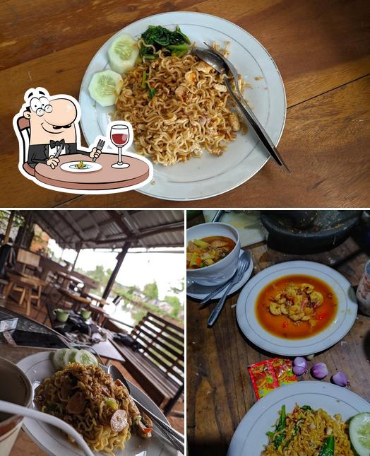 Cafe Pinggir Kali Jepara, Jepara - Restaurant reviews