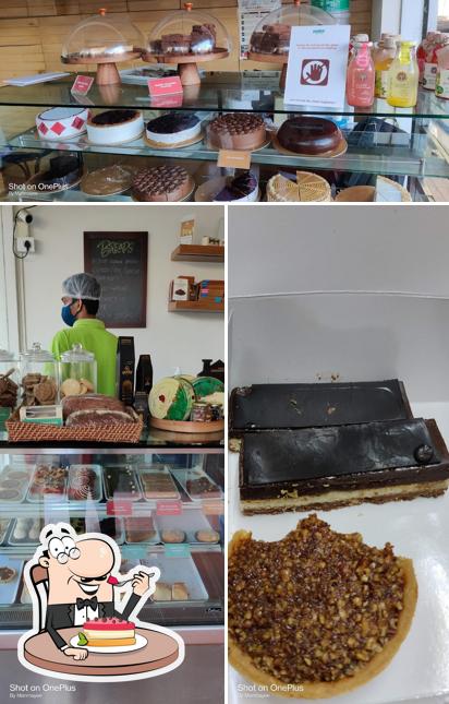 Pandhal Cake Shop Vazhakkala, Kochi - Restaurant menu, prices and reviews