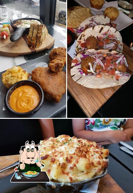 Bird Bar in Montreal - Restaurant reviews
