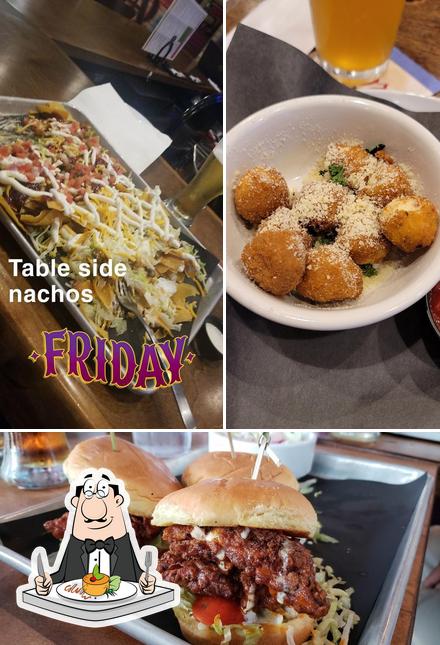 Groovy Goat, 106 S. OWA Blvd A in Foley - Restaurant reviews