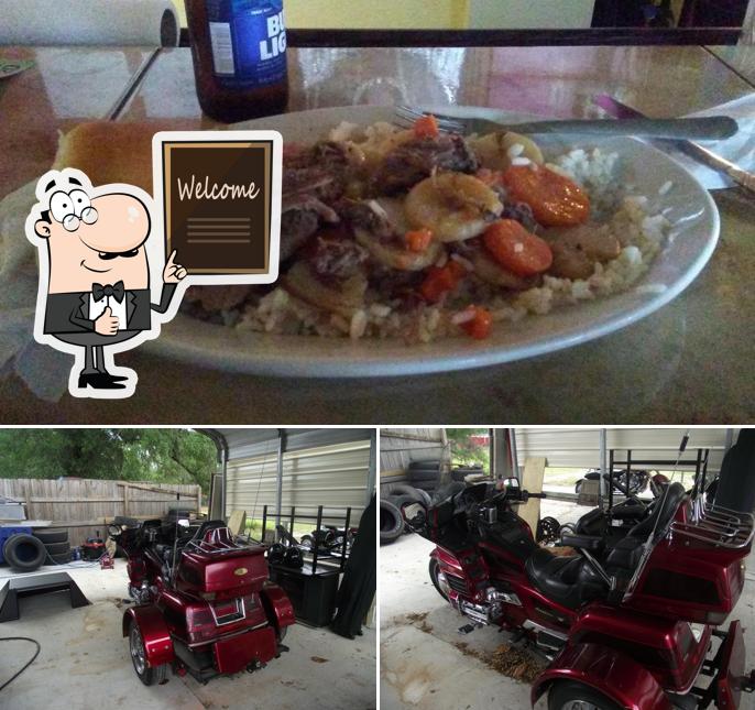 Magnolia Bar & Grill, Foley - Restaurant menu, prices and reviews