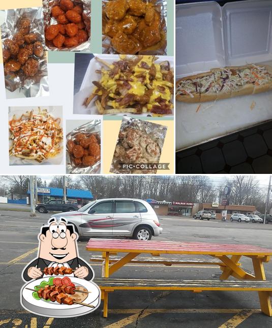 Walrus Subs, Austintown - Restaurant menu, prices and reviews