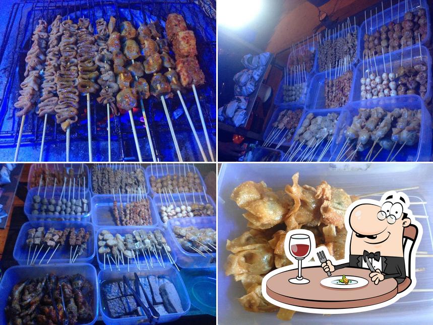 Angkringan Sewu Kutho cafe, Surabaya - Restaurant reviews