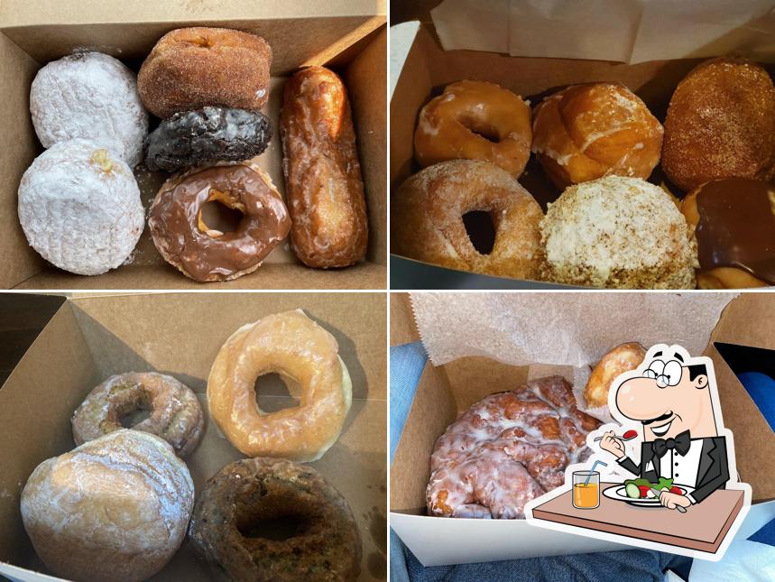 Country Style Donuts, 4300 Williamsburg Rd in Richmond - Restaurant ...