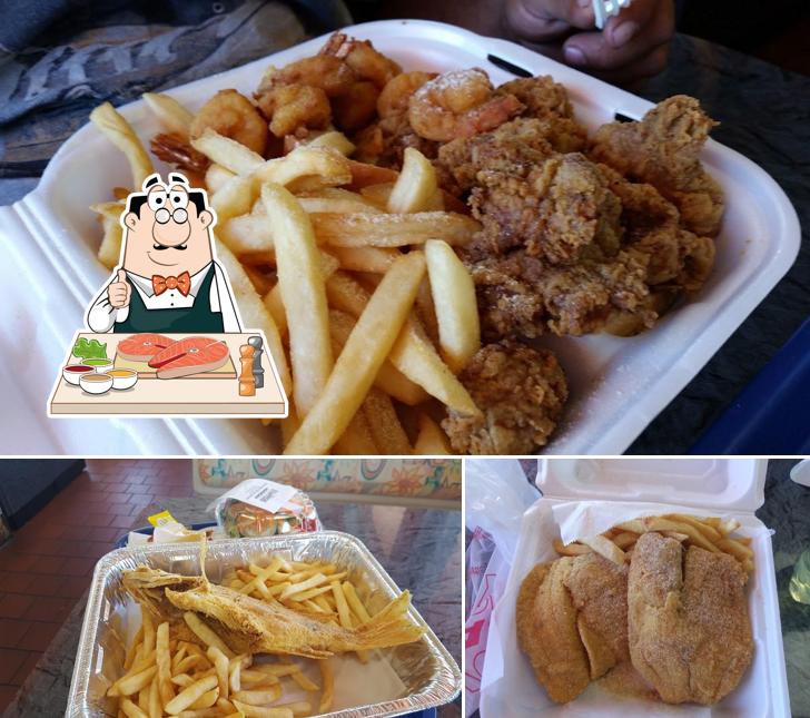Snappers Fish & Chicken, 8995 NW 7th Ave in Miami - Restaurant reviews