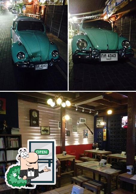 The libarry cafe, Rayong