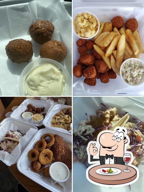 Cadillacs Chicken and Fish in Louisville - Restaurant menu and reviews