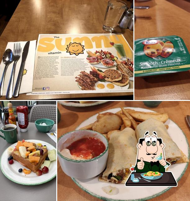 Cora Breakfast and Lunch in Vancouver - Restaurant menu and reviews