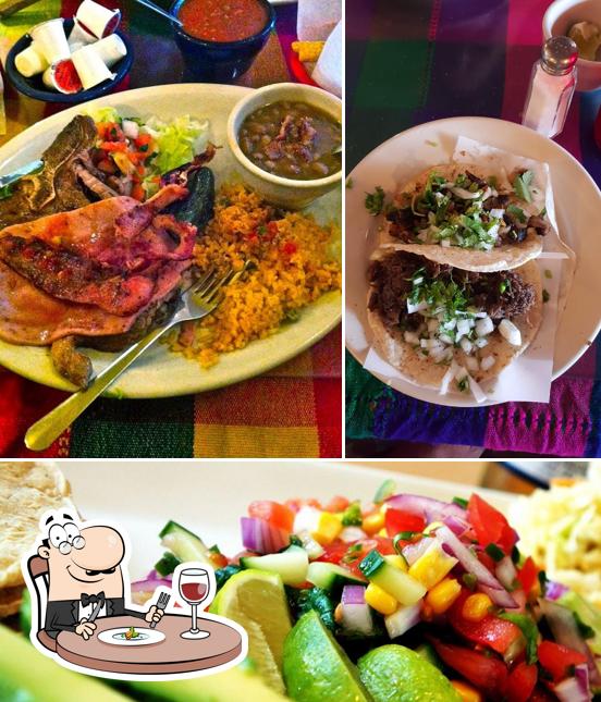 Los Comales Mexican Restaurant in Austin - Restaurant menu and reviews