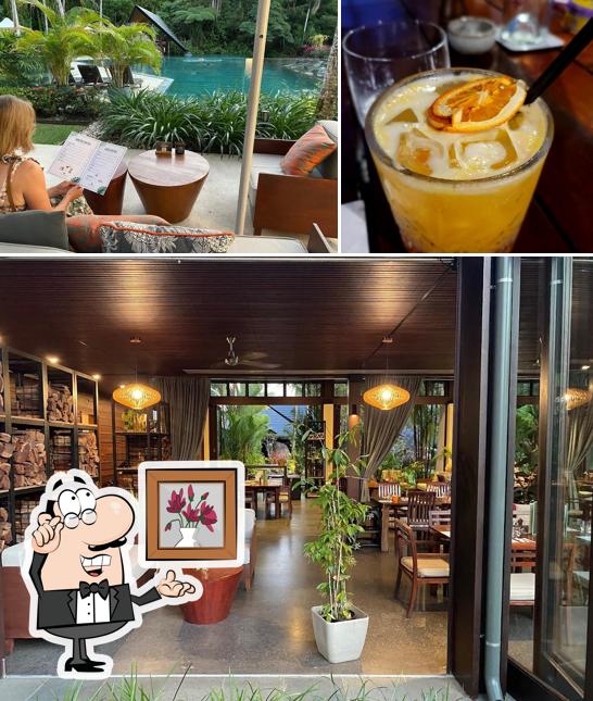 San-ti Restaurant and Bar, Port Douglas - Restaurant menu, prices and ...