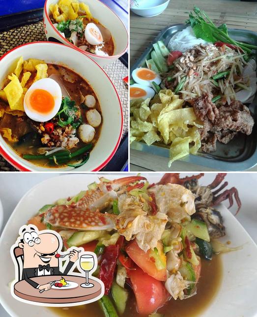 ร้านตำแซบตำนัวนายหนุ่มบ้านกระโทกมหานคร, Chok Chai - Menú del ...