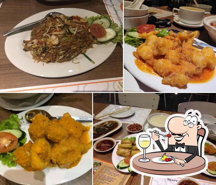 Bubur Kwangtung, South Jakarta - Restaurant menu, prices and reviews