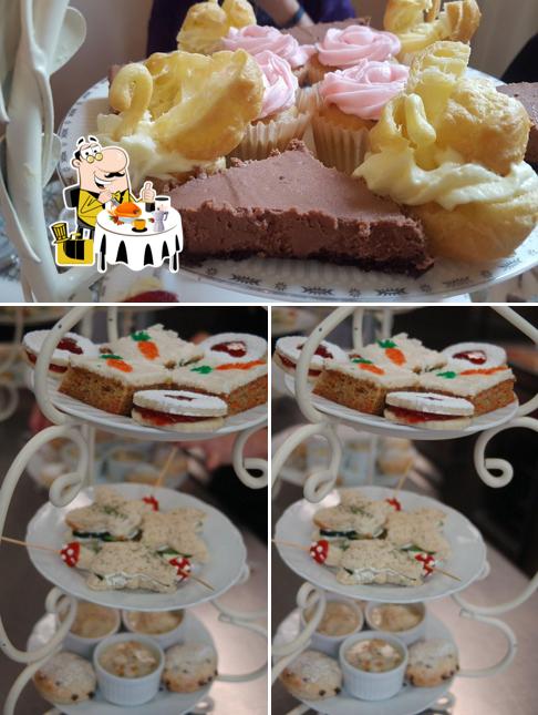 Swan House Tea Room, Findlay - Restaurant menu, prices and reviews