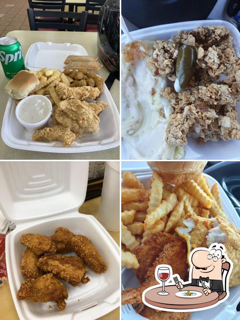 Lisa's Chicken, Fort Worth - Restaurant menu, prices and reviews