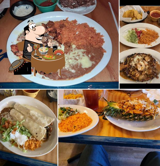 Los Compadres Mexican Grill - Restaurant menu, prices and reviews