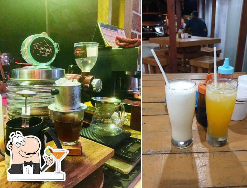 WARKOP MERDEKA cafe, Burokub - Restaurant reviews