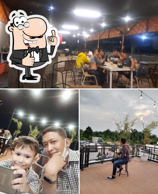 Encuentra el mejor sitio para comer en East Aek Kanopan, invierno 2024 ...