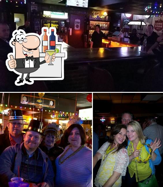 One Nostalgia Place in Dallas - Restaurant reviews