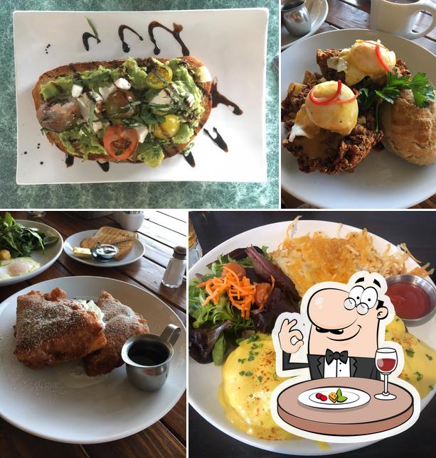 Colette Pasadena 人生如戏, Pasadena - Restaurant menu, prices and reviews