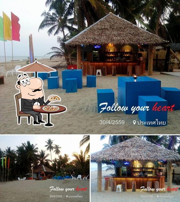 The beach bar, Ban Khuan