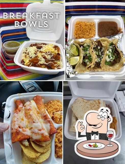 Little Mexico in Gun Barrel City - Restaurant menu and reviews