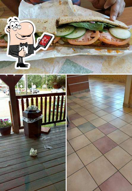 Subway, 159 Main St in Lincoln - Restaurant menu and reviews