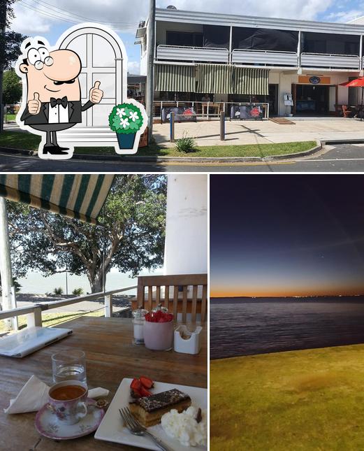 Mermaids By The Bay, Deception Bay - Restaurant menu, prices and reviews