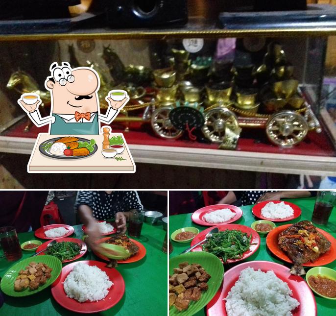 Restaurant Terang Bulan, West Jakarta - Restaurant menu, prices and reviews