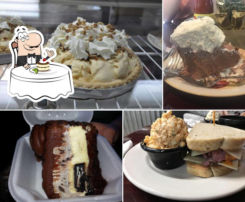 Christian & Jakes Bistro in Calhoun - Restaurant menu and reviews