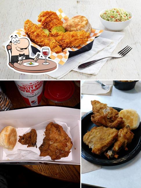 KFC, 207 Broad St in Elizabethton - Restaurant menu and reviews