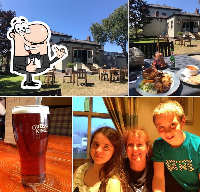Cross House Inn, Three Tuns Ln, Cross Grn in Liverpool - Restaurant reviews