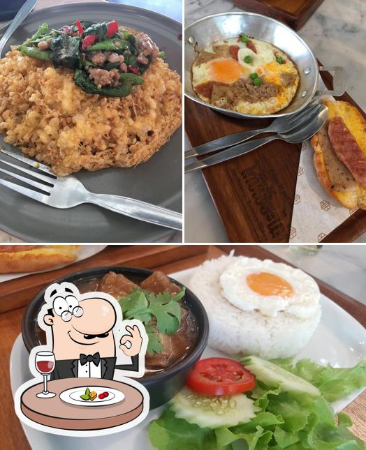 โกปี๊เฮี้ยะไถ่กี่ ณ ตลาดเสรีมาร์เก็ต เดอะไนน์พระรามเก้า Kope HyaTaiKee ...