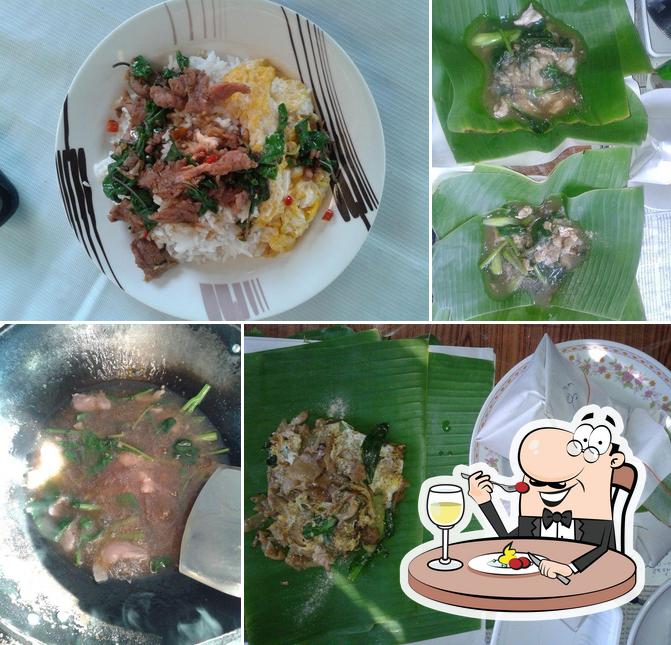 Mjai - ลูกสาวเตี่ยเป็งน้ำ restaurant, Phra Nakhon Si Ayutthaya