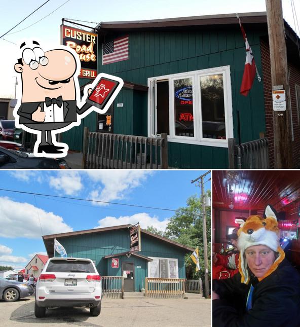 Custer RoadHouse Bar & Grill in USA - Restaurant reviews