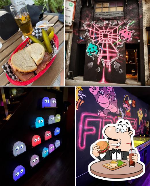 FreePlay Toronto Retro Arcade Bar, Toronto - Menú del restaurante ...