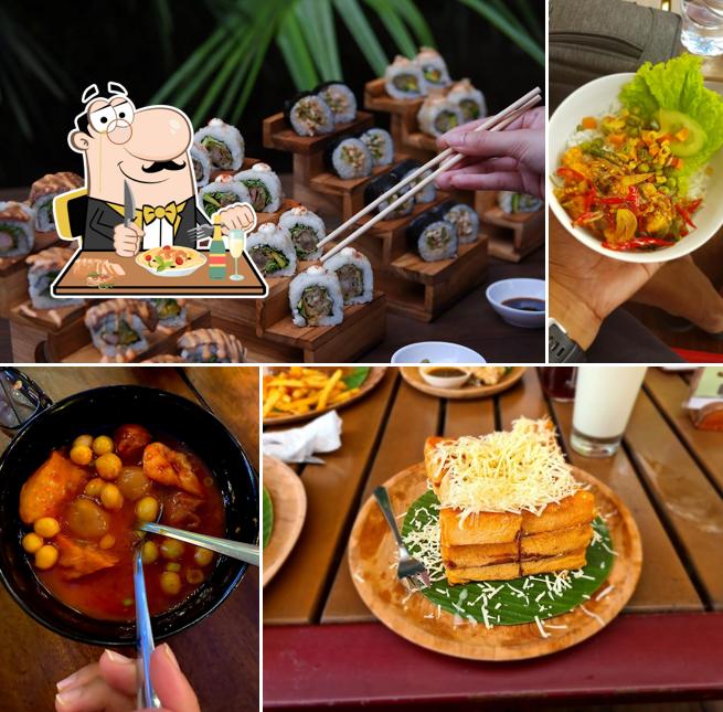 LALA Patio Green-Living-Dinning Bukittinggi, Bukittinggi - Restaurant ...